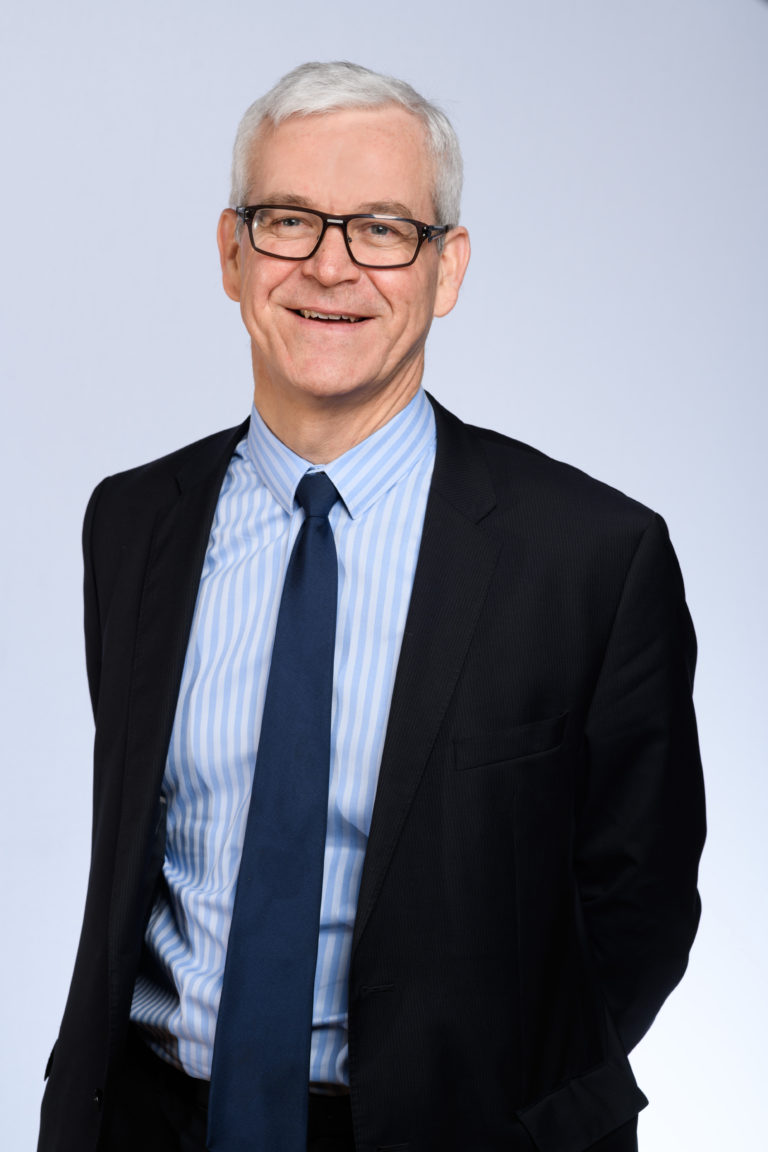 3 questions à ... Éric Gonce, directeur général adjoint à la Fédération ...